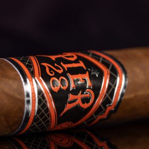 Pier 28 Oscuro Robusto Review - Cigar Dojo