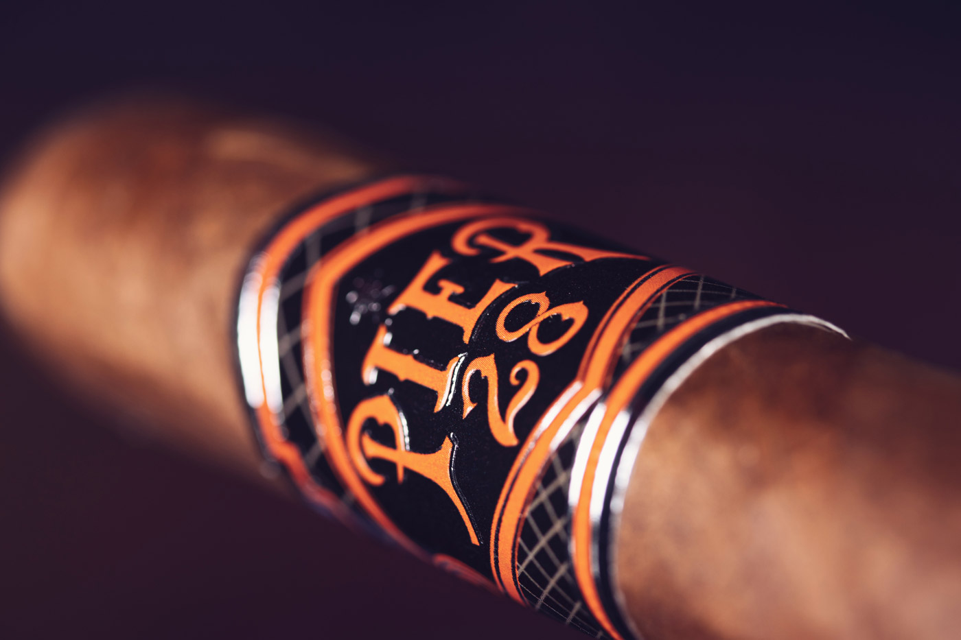 Pier 28 Oscuro Robusto Review - Cigar Dojo