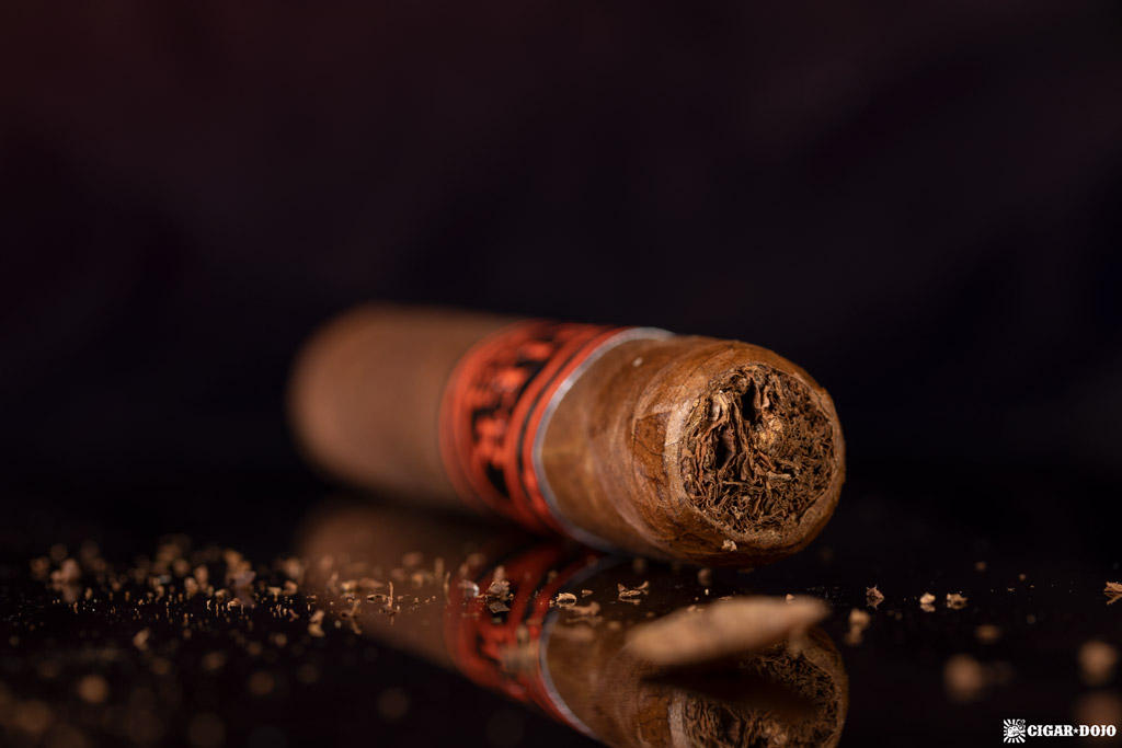 Pier 28 Oscuro Robusto Review - Cigar Dojo