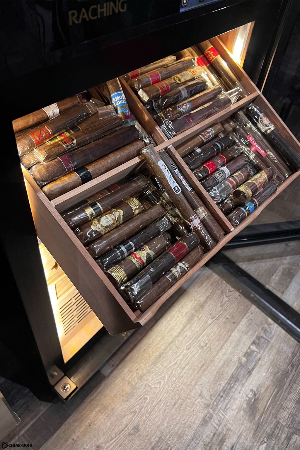 Raching MON800A Cigar Humidor Review - Cigar Dojo